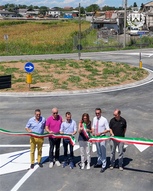 Inaugurata la nuova rotatoria per Robella